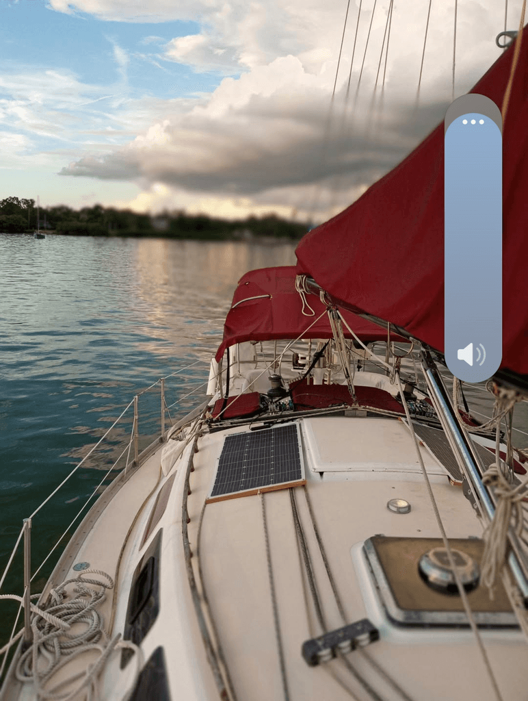 1984 Freedom 32 - National Vehicle