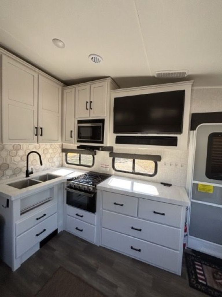 2024 Jayco Eagle HT 25RUC - National Vehicle