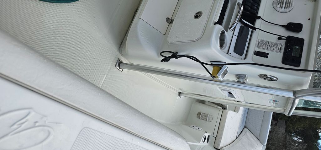 2008 Sailfish 2360 CC - National Vehicle