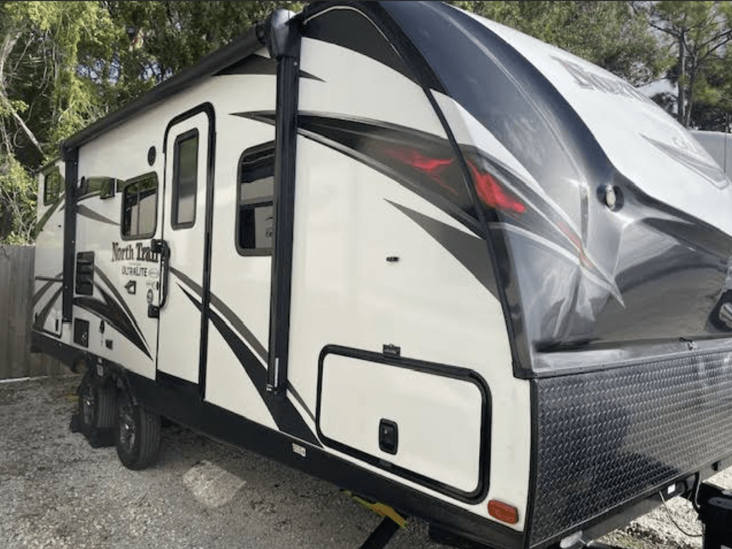 2019 Heartland North Trail Caliber 24BHS - National Vehicle