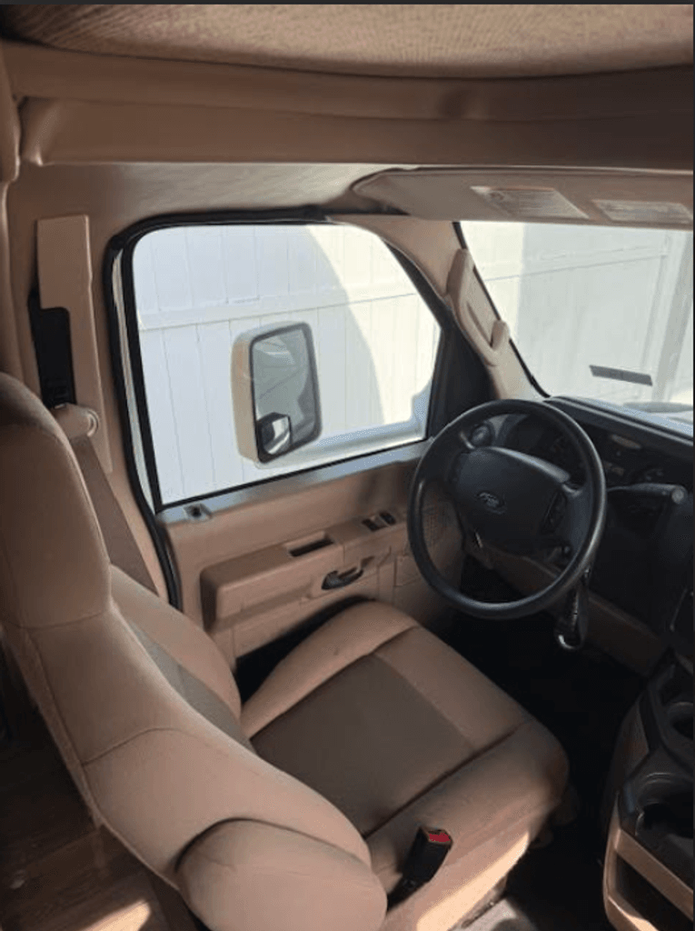 2017 Thor Motor Coach Freedom Elite 29FE - National Vehicle