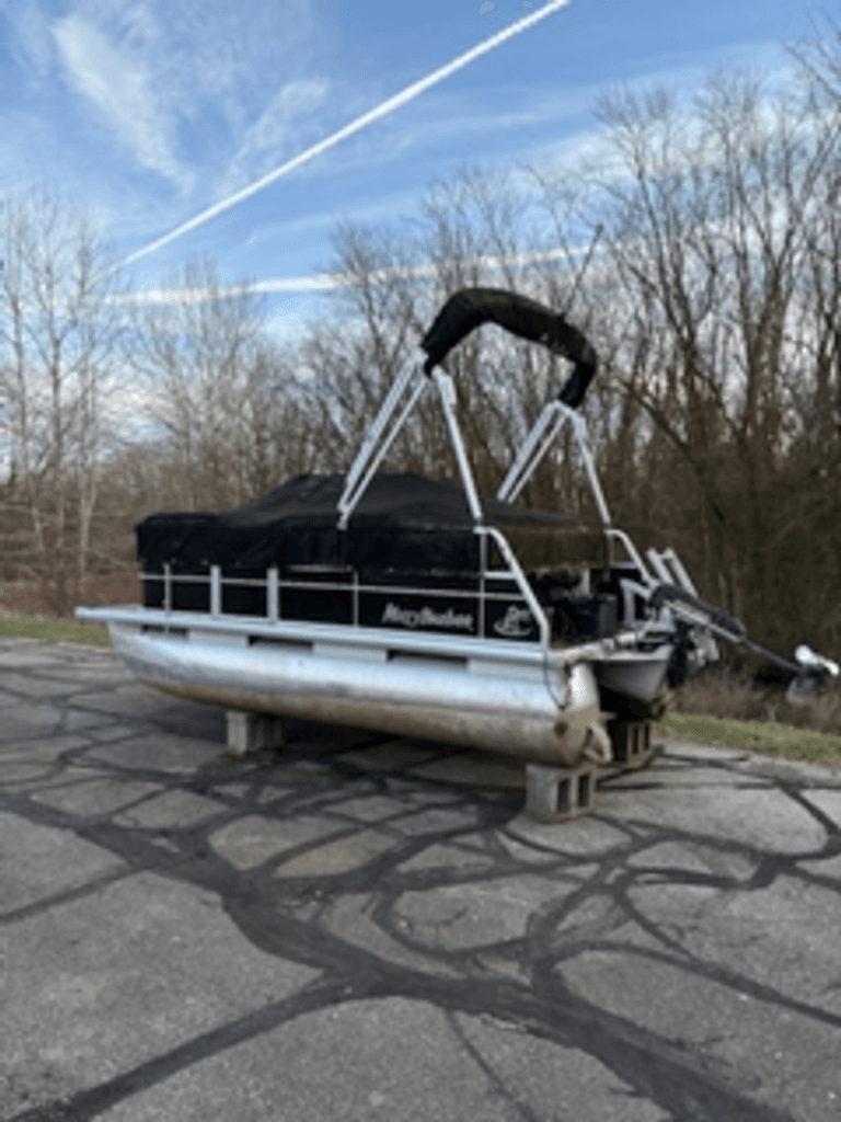 2015 Misty Harbor 1470 Explorer EC - National Vehicle