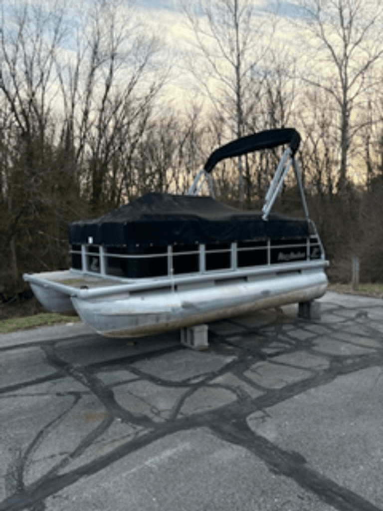 2015 Misty Harbor 1470 Explorer EC - National Vehicle