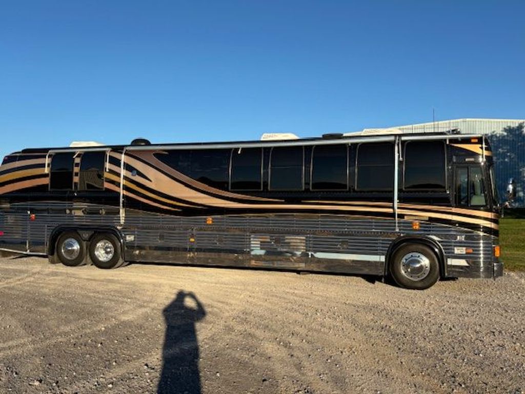 1997 Prevost Royal XL 45 - National Vehicle