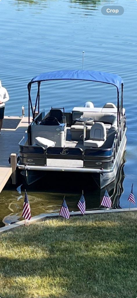 2017 Misty Harbor Pontoon 20 - National Vehicle