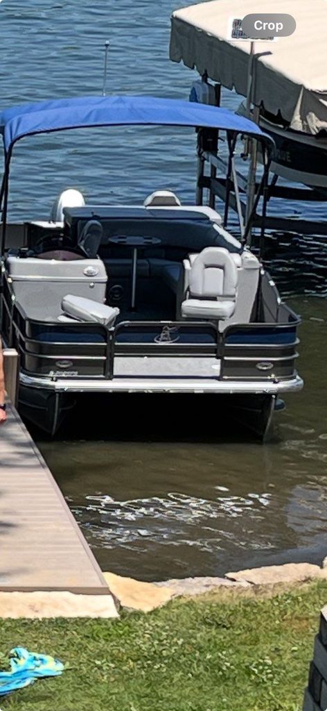 2017 Misty Harbor Pontoon 20 - National Vehicle