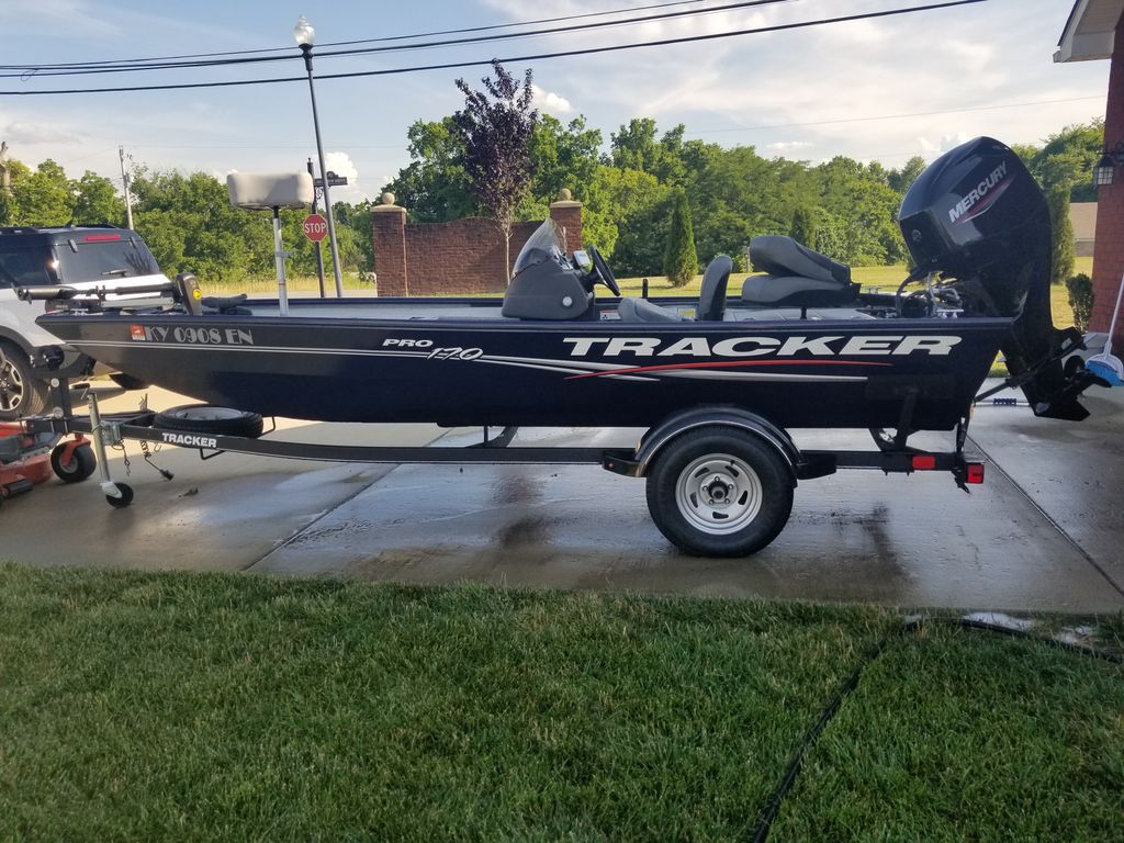 2020 Tracker Pro 170 - National Vehicle