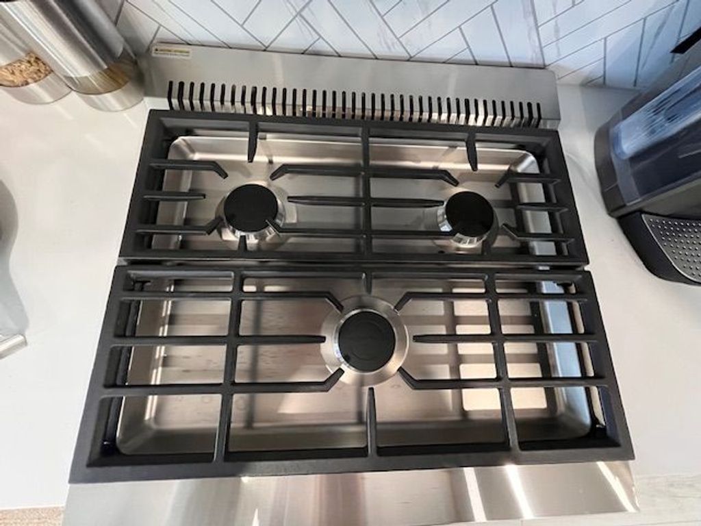 2025 Keystone Montana High Country 295RL - National Vehicle