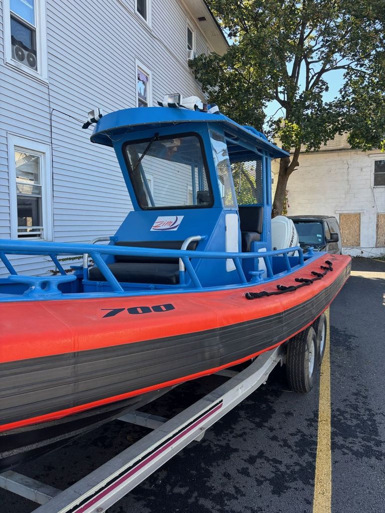 1999 Silver Ships Ambar 700 - National Vehicle