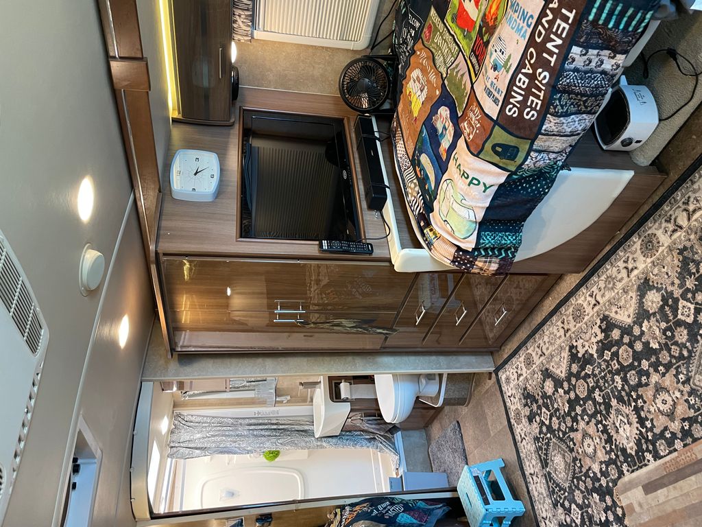 2016 Winnebago Via 25P - National Vehicle