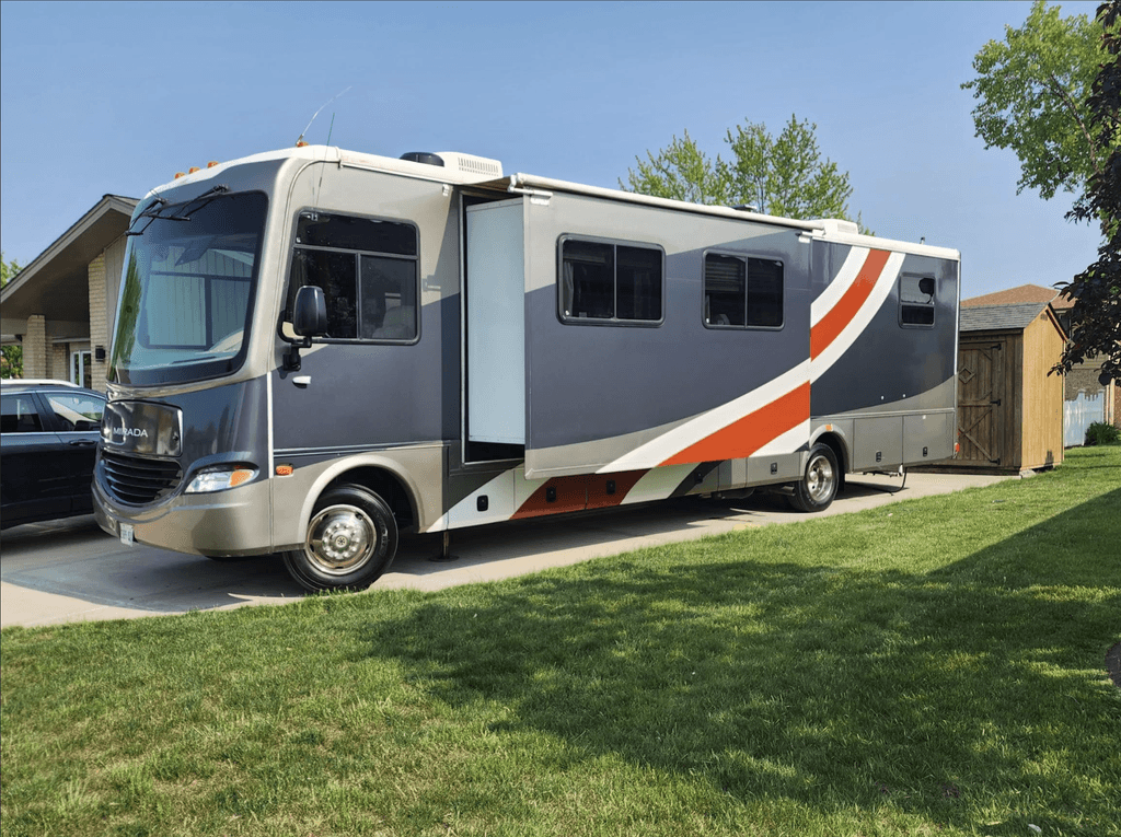 2009 Coachmen Mirada 35DS - National Vehicle