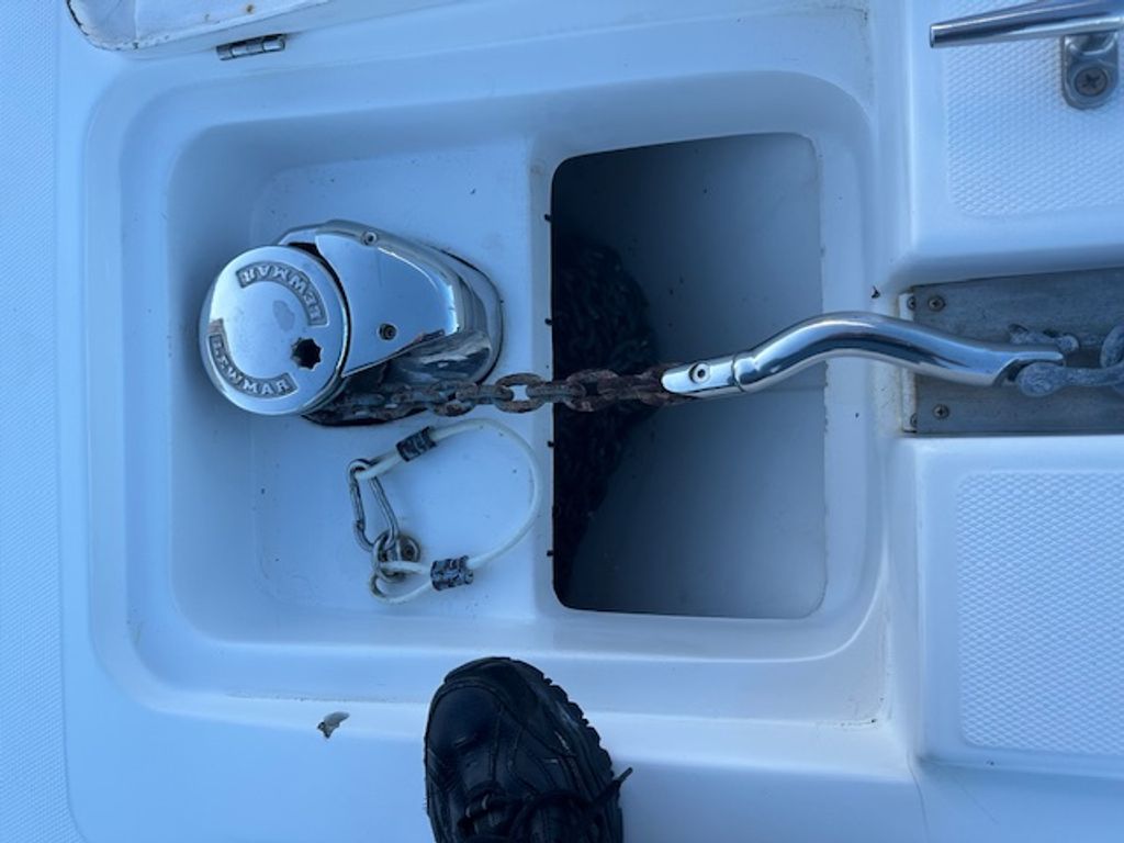 2005 Luhrs 33 Convertible - National Vehicle