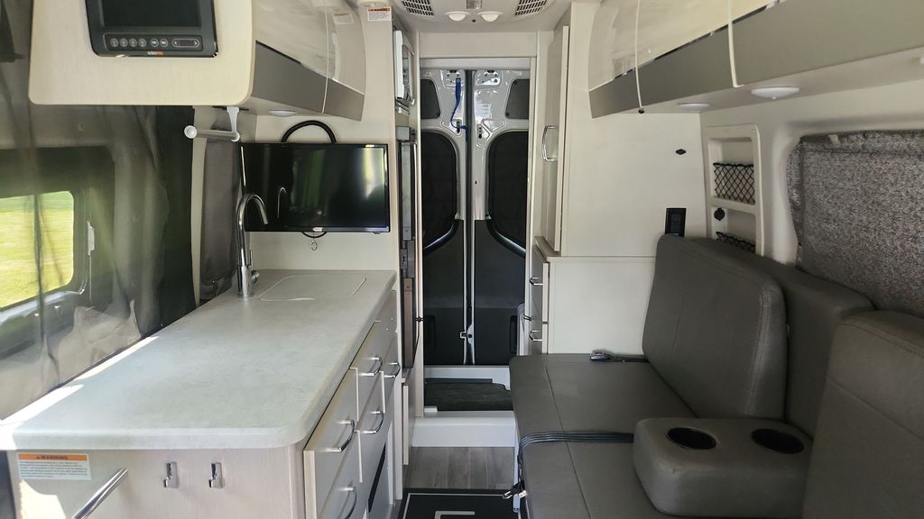 2024 Thor Motor Coach Freedom Elite 19R - National Vehicle