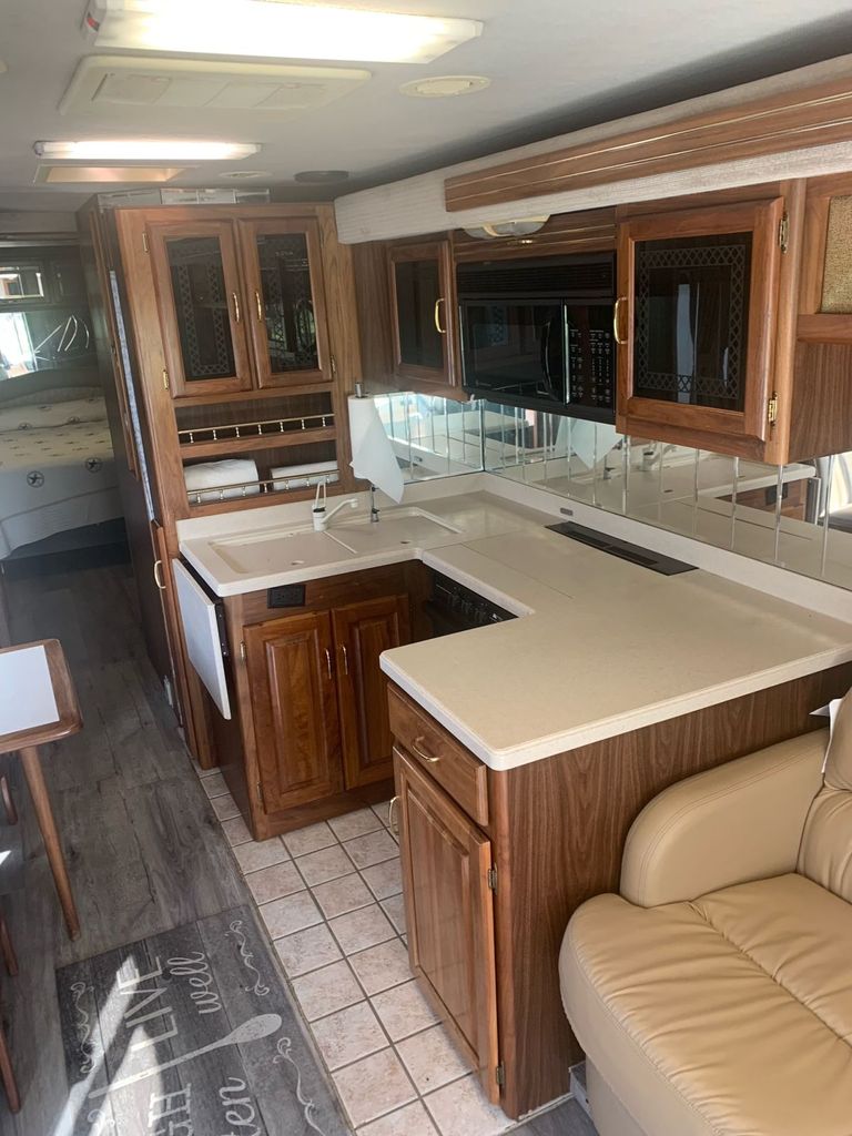 1999 National RV Tradewinds 7371 - National Vehicle