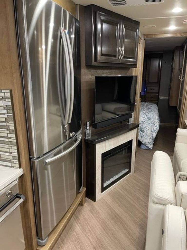 2020 Fleetwood Bounder 35K - National Vehicle