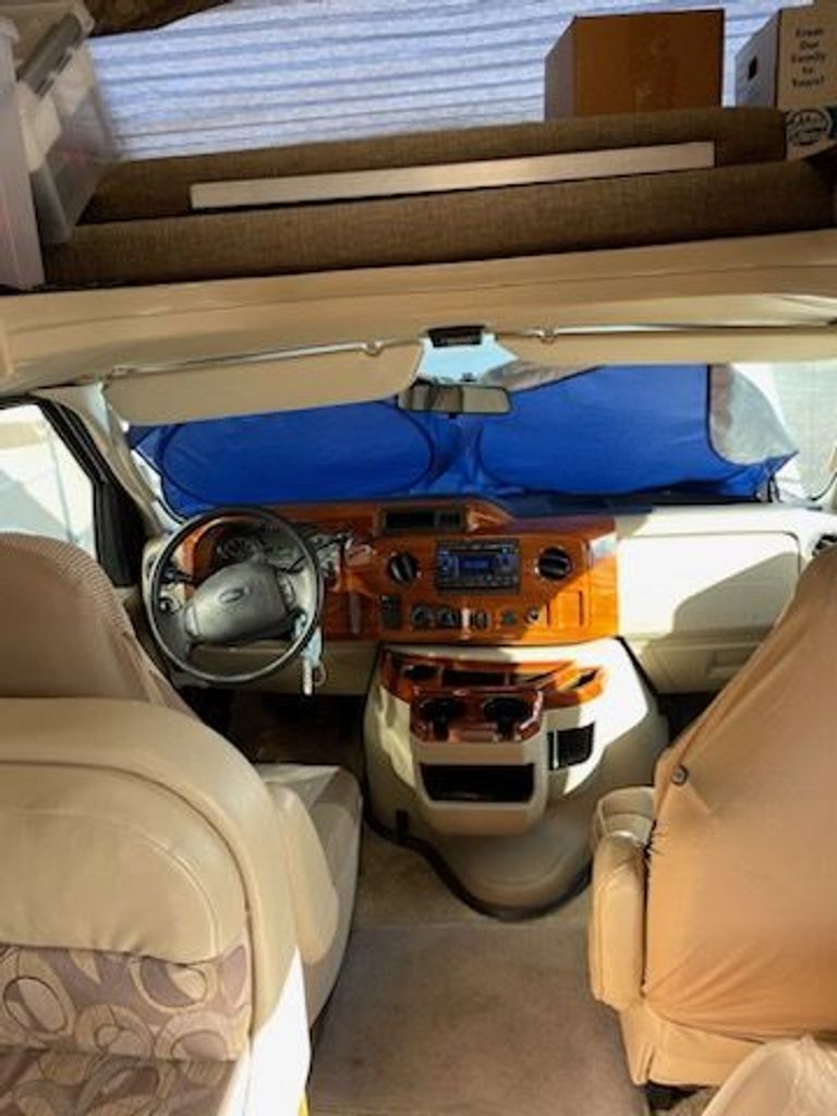 2010 Four Winds Freedom Elite 26E - National Vehicle