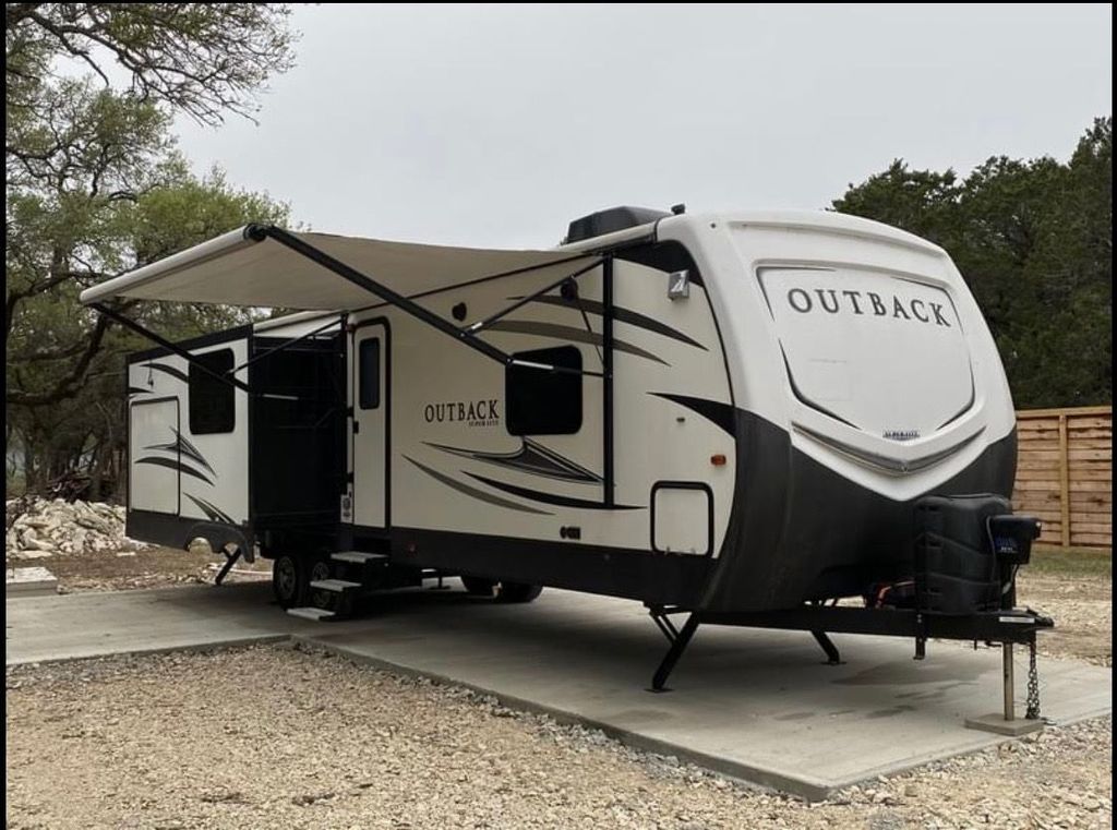 2018 Keystone Outback 330RL - National Vehicle