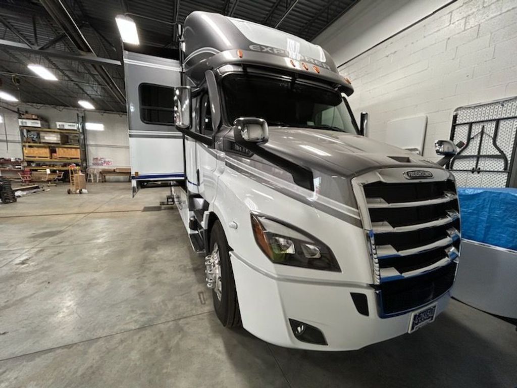 2024 Renegade Custom Coach 40ERB Cascadia - National Vehicle
