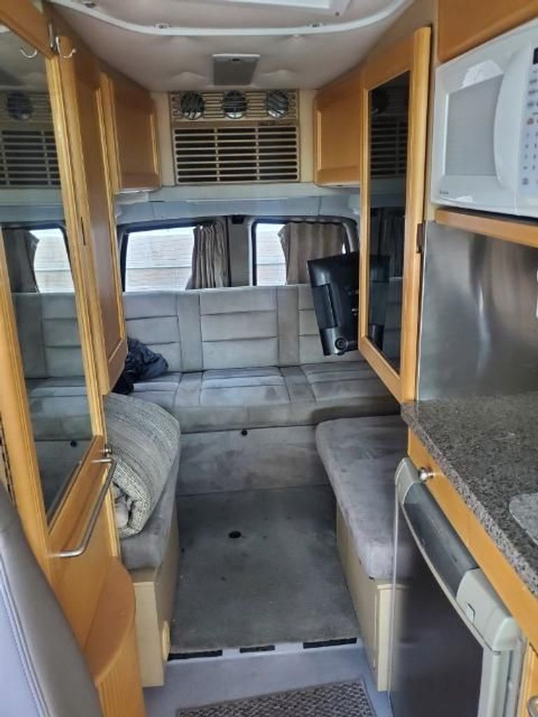 2008 Roadtrek Popular 190 - National Vehicle