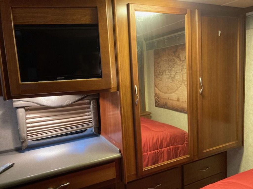 2003 Pace-Arrow Motorhome 36B - National Vehicle