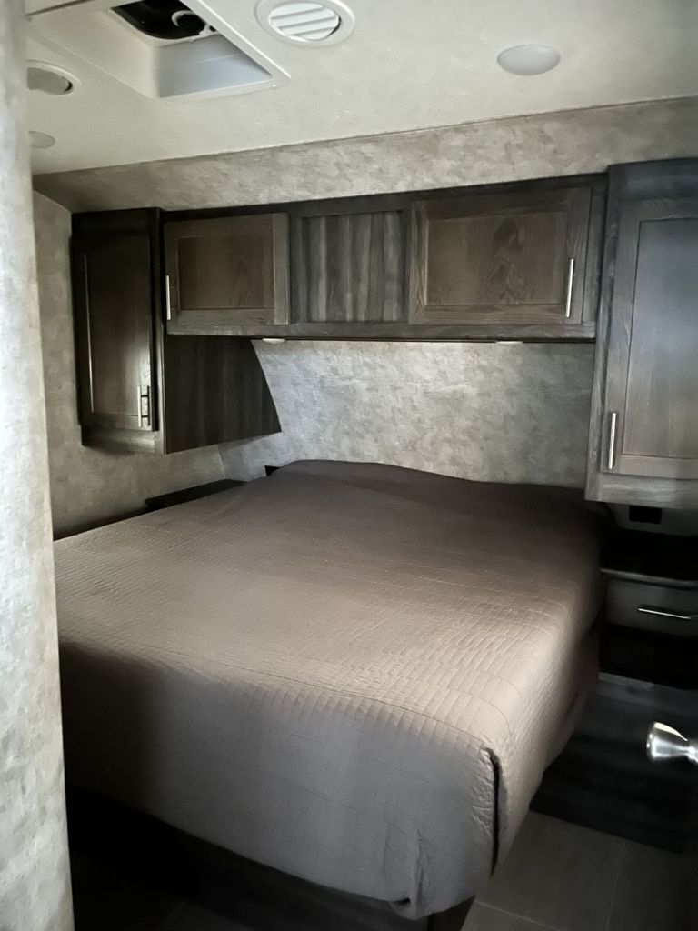 2018 Highland Ridge Open Range Light 275RLS - National Vehicle