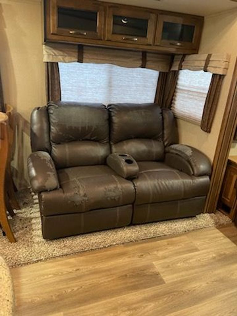 2015 Grand Design Reflection 303RLS - National Vehicle