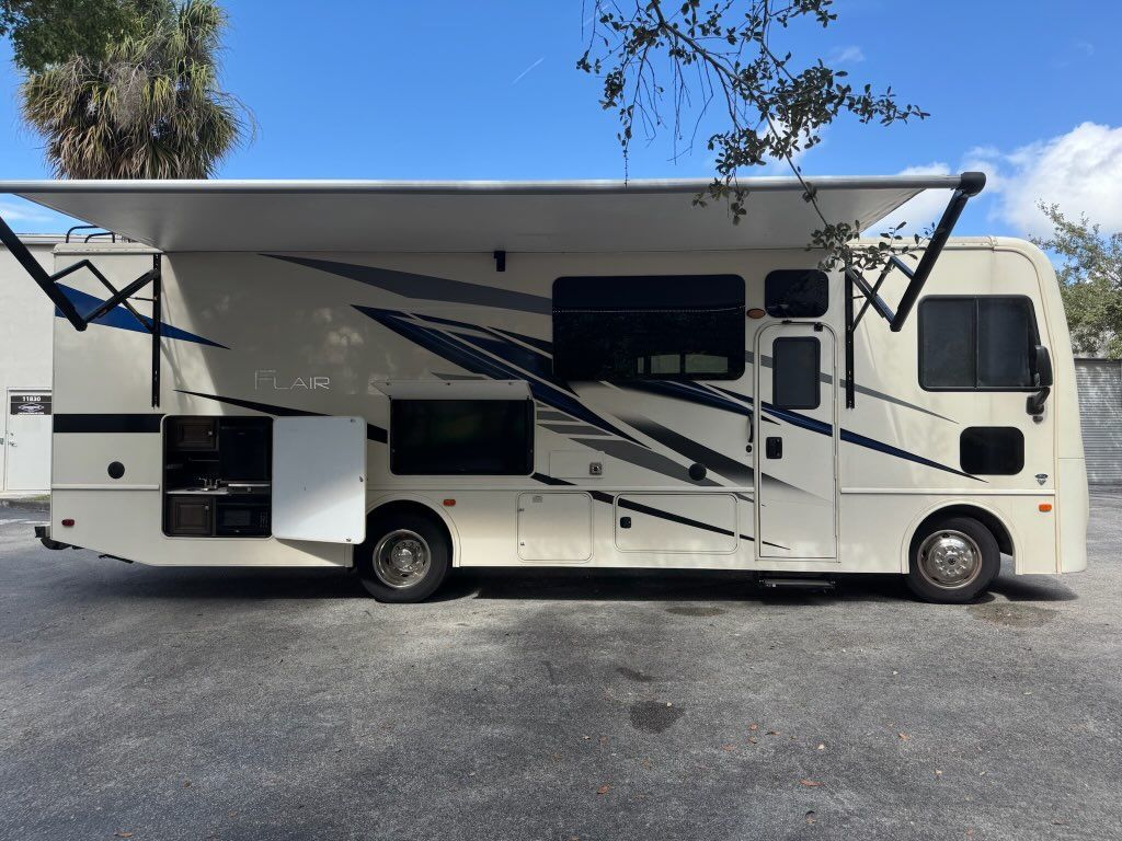 2021 Fleetwood Flair 29M - National Vehicle