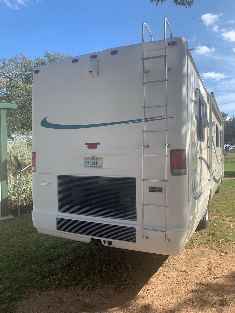 1999 National RV Tradewinds 7371 - National Vehicle