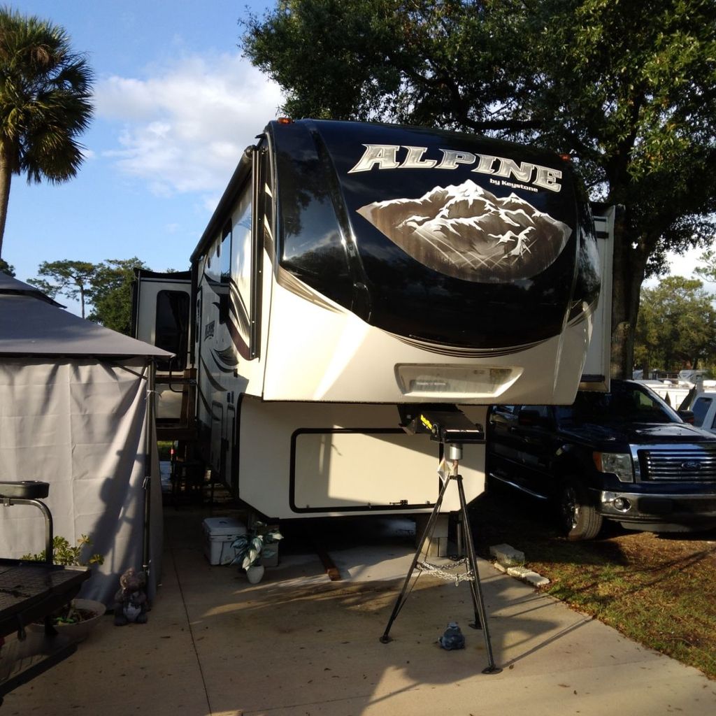 2018 Keystone Alpine 3651RL - National Vehicle