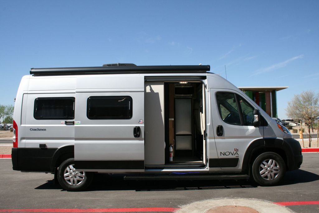 2022 Coachmen Nova 20C Li3 - National Vehicle