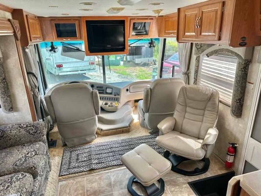 2005 Coachmen Aurora 3480DS - National Vehicle