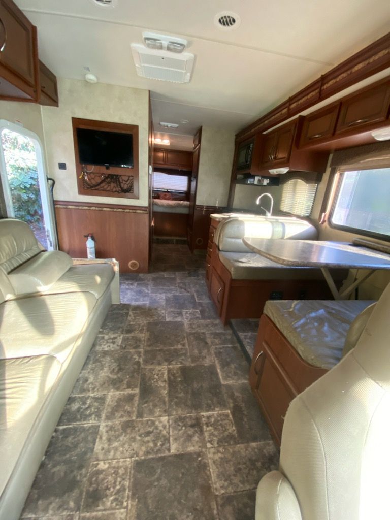 2014 Thor Motor Coach Four Winds 28Z - National Vehicle