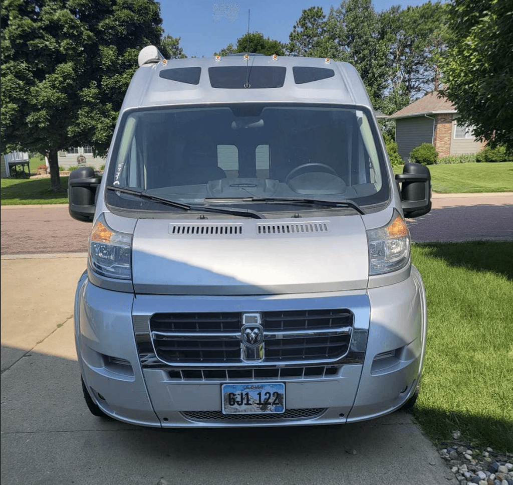 2018 Roadtrek Zion - National Vehicle