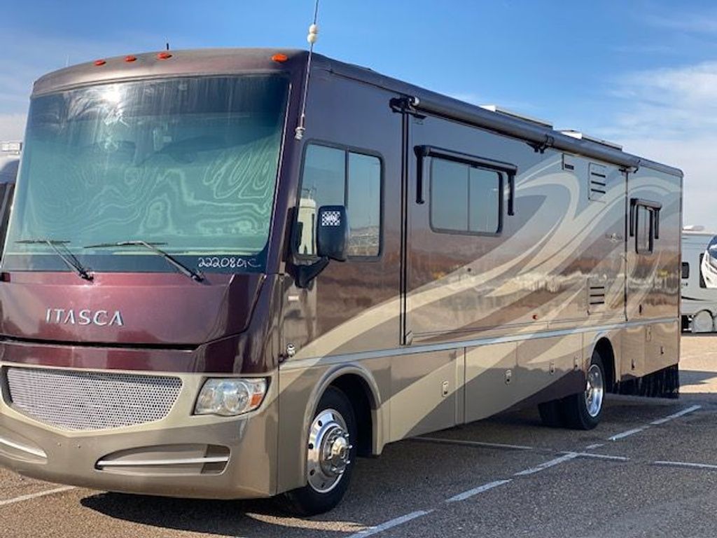 2014 Itasca Sunova 33C - National Vehicle