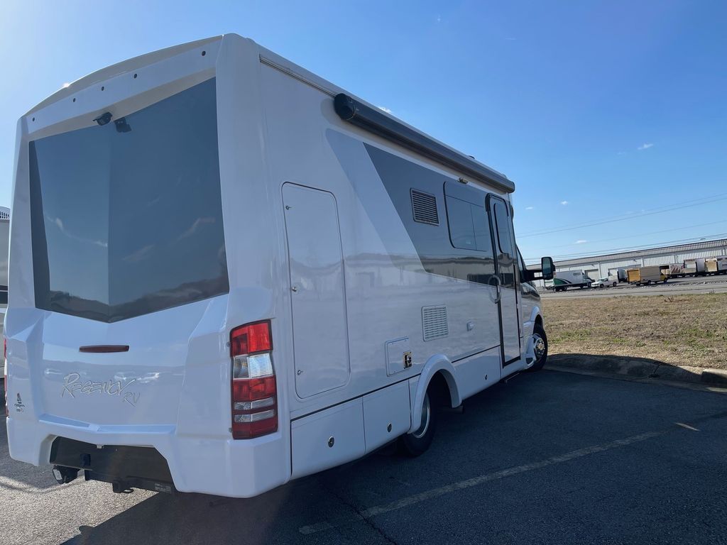 2019 Regency Ultra Brougham 25MB - National Vehicle