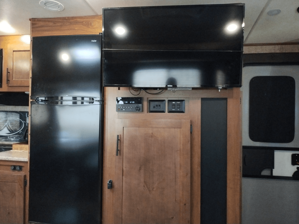 2020 Outdoors RV Timber Ridge 28BKS - National Vehicle