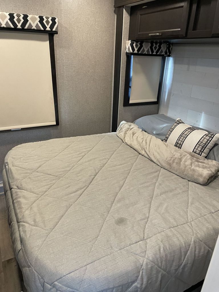2021 Jayco Greyhawk 29MV - National Vehicle