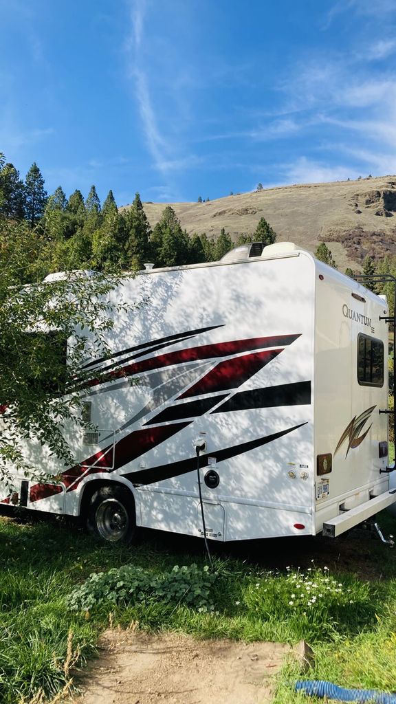 2021 Thor Motor Coach Quantum SE22 - National Vehicle