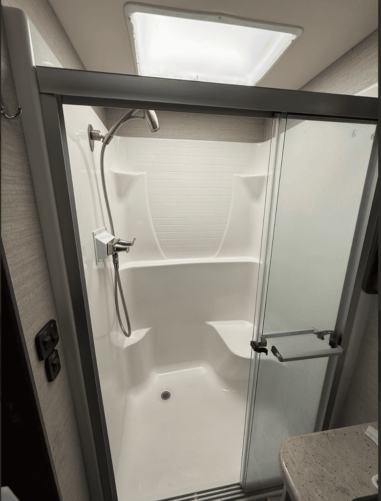 2020 Entegra Coach Emblem 36U - National Vehicle