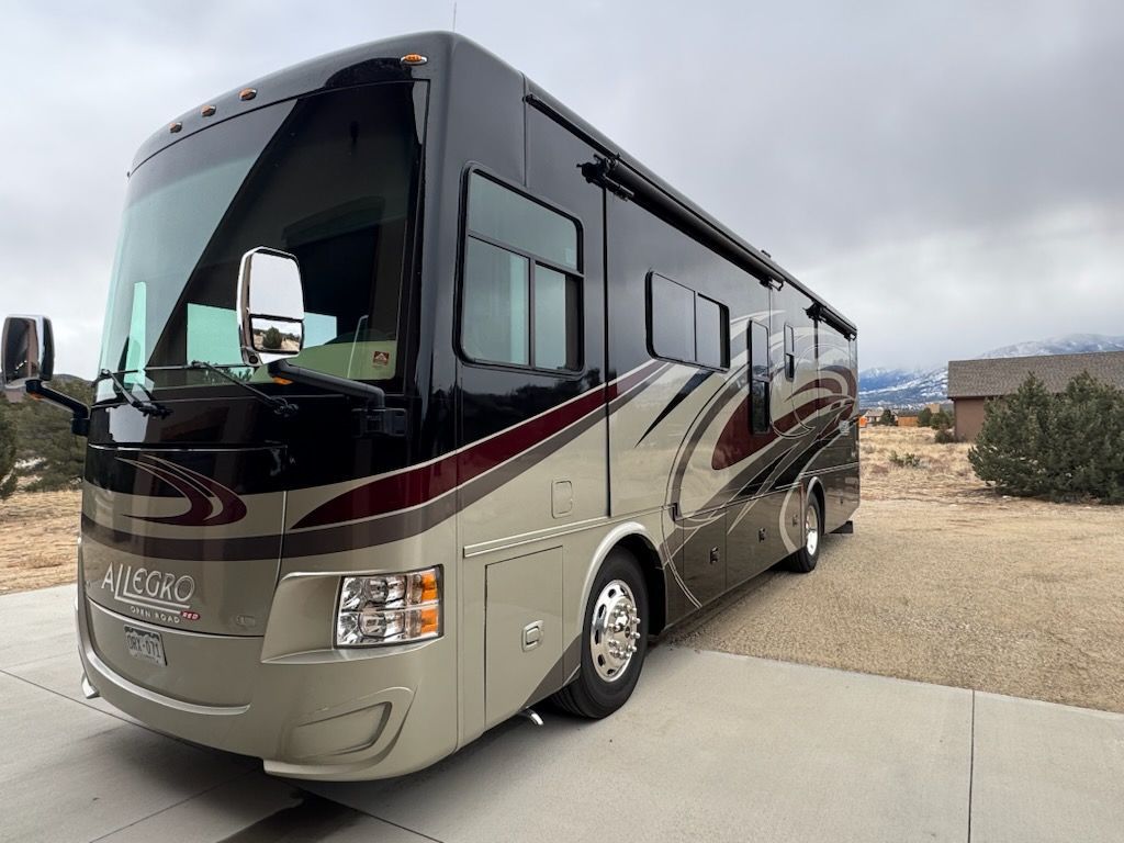 2015 Tiffin Motorhomes Allegro Red 33AA - National Vehicle