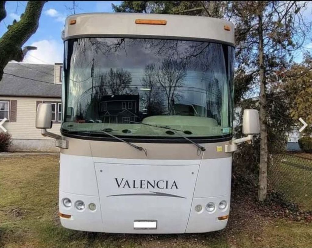 2007 Four Winds Mandalay Coach Valencia 38C - National Vehicle