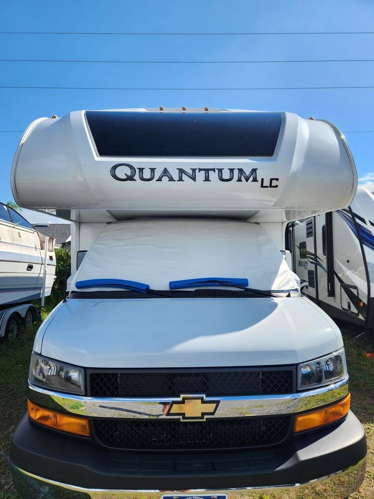 2022 Thor Motor Coach Quantum LC25 - National Vehicle