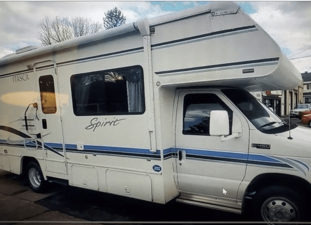 2004 Itasca Spirit 31T - National Vehicle