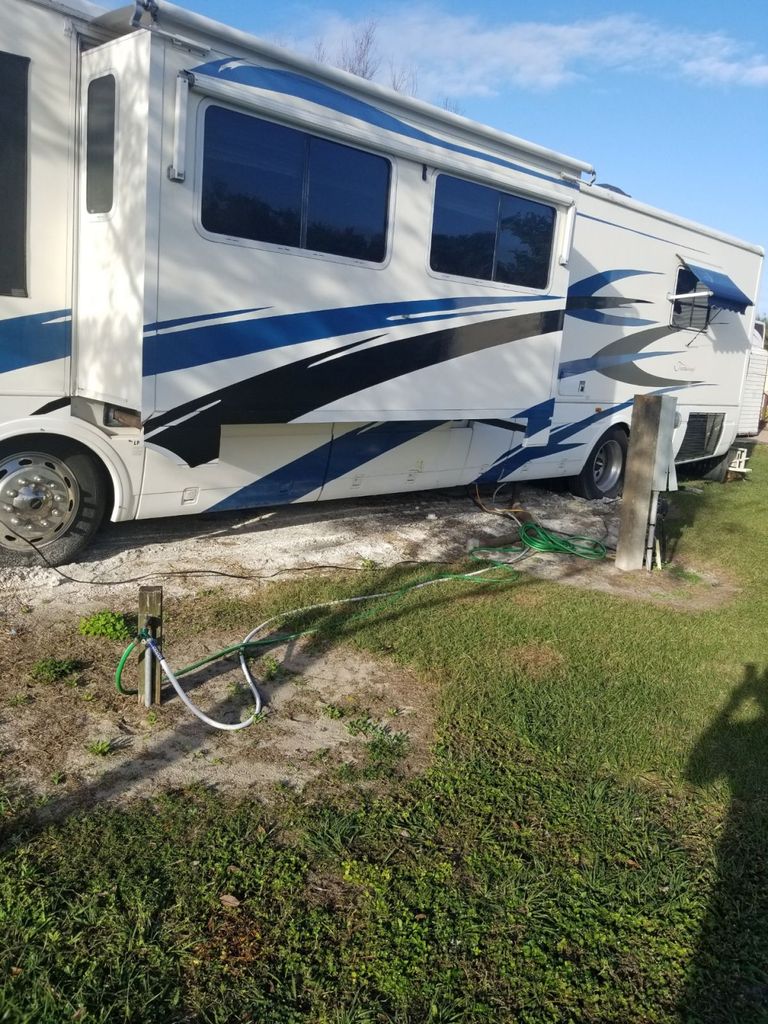 2001 National RV Tradewinds 7390LTC - National Vehicle