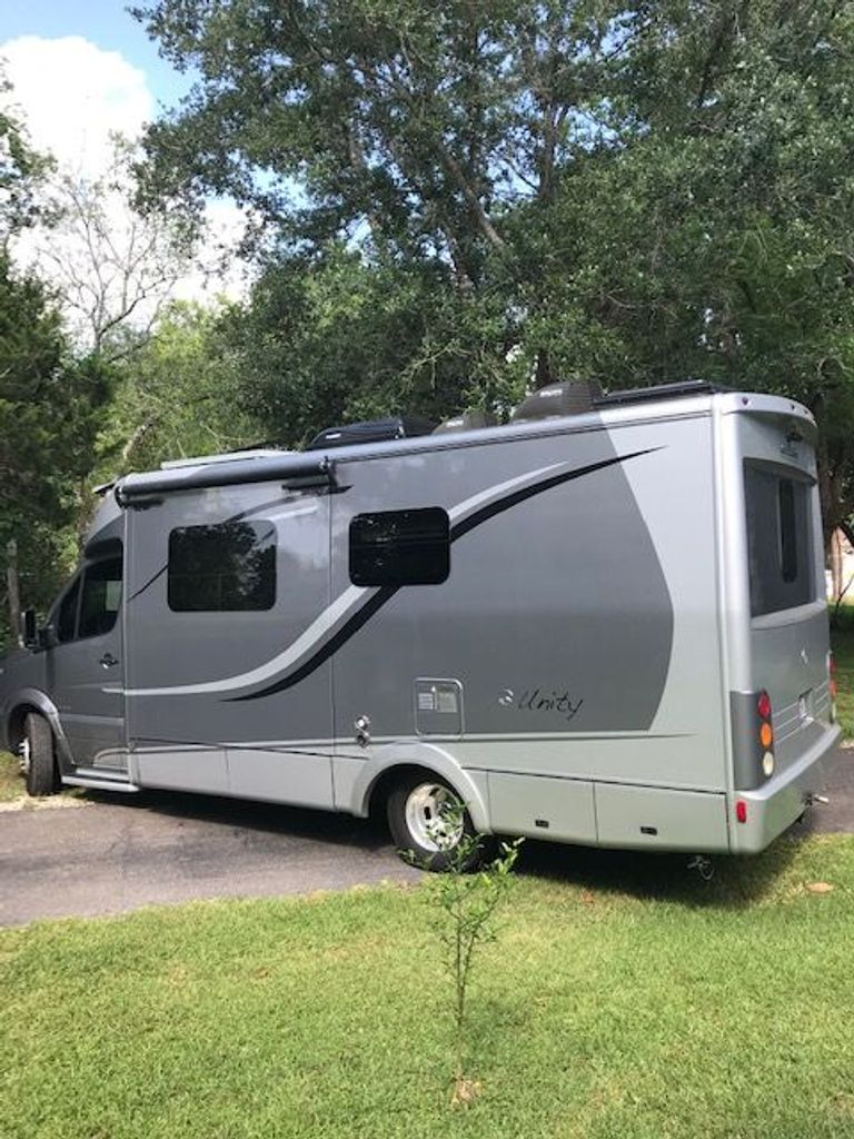 2014 Leisure Travel Van Unity U24MB - National Vehicle