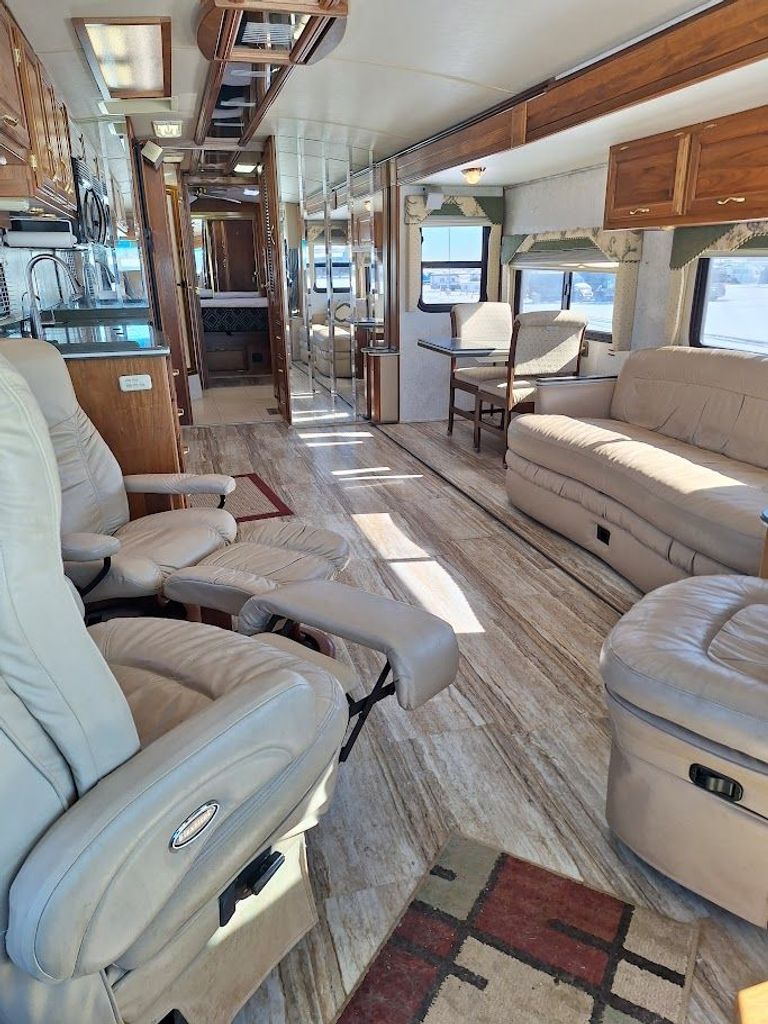 2003 Fleetwood American Tradition 40M - National Vehicle