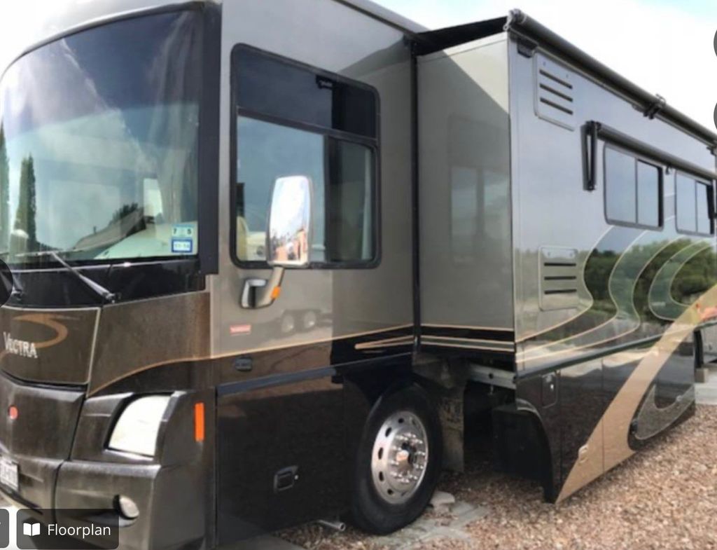 2007 Winnebago Vectra 40TD - National Vehicle