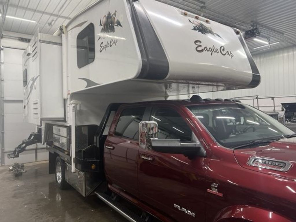 2019 Adventurer Eagle Cap 1200 - National Vehicle