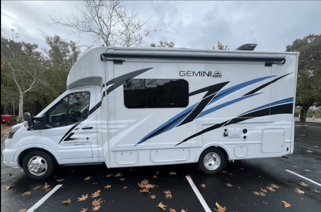 2023 Thor Motor Coach Gemini AWD 23TW - National Vehicle