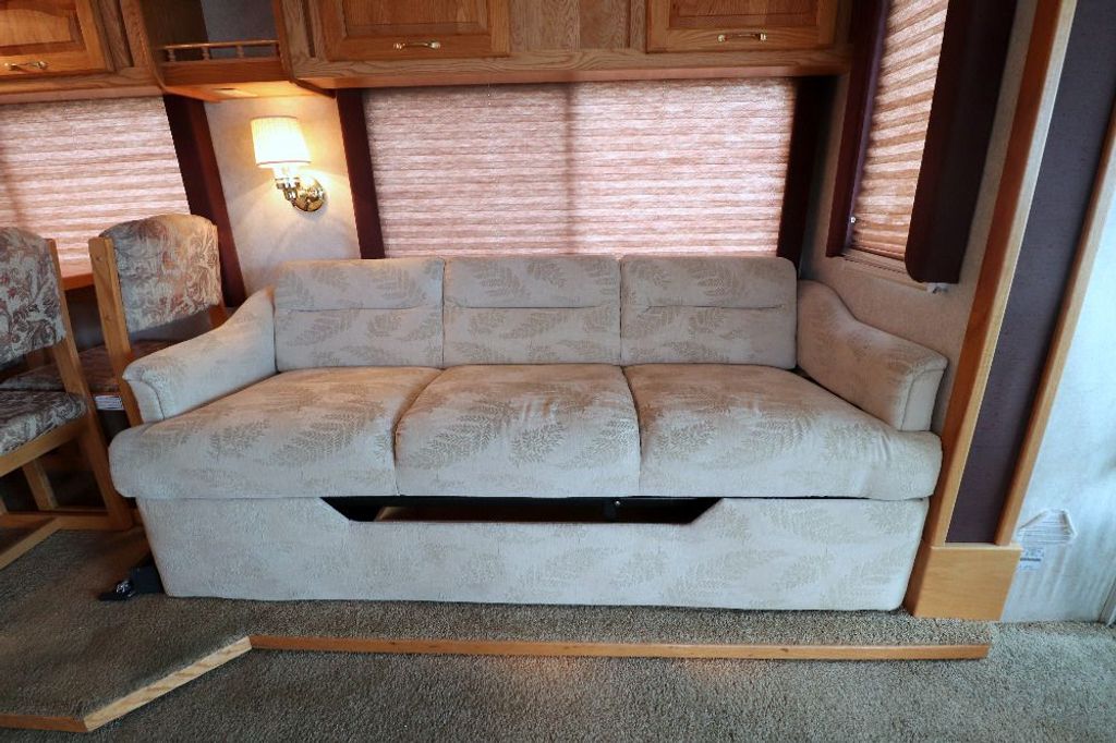 1999 Damon Intruder 349 - National Vehicle